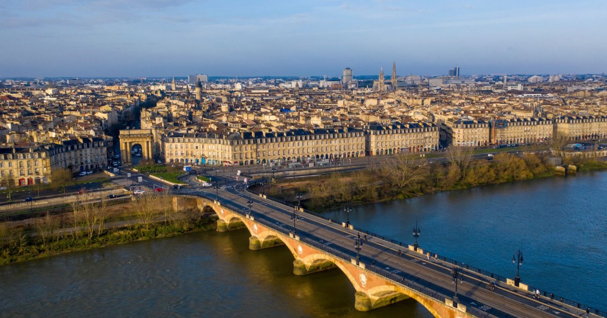 Pont de pierre - les solutions pour se déplacer | Se Déplacer Bordeaux ...